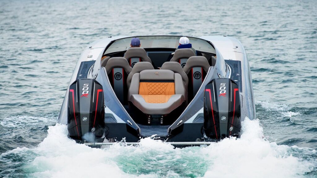 Mercury Racing V8 500R:puissance et innovation- TousLesBateaux