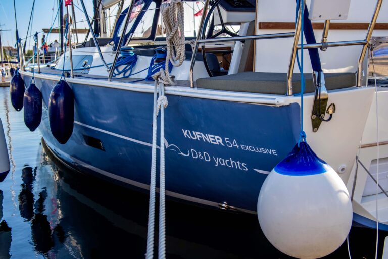 Kufner 54 Exclusive: spacieux et personnalisable - TousLesBateaux